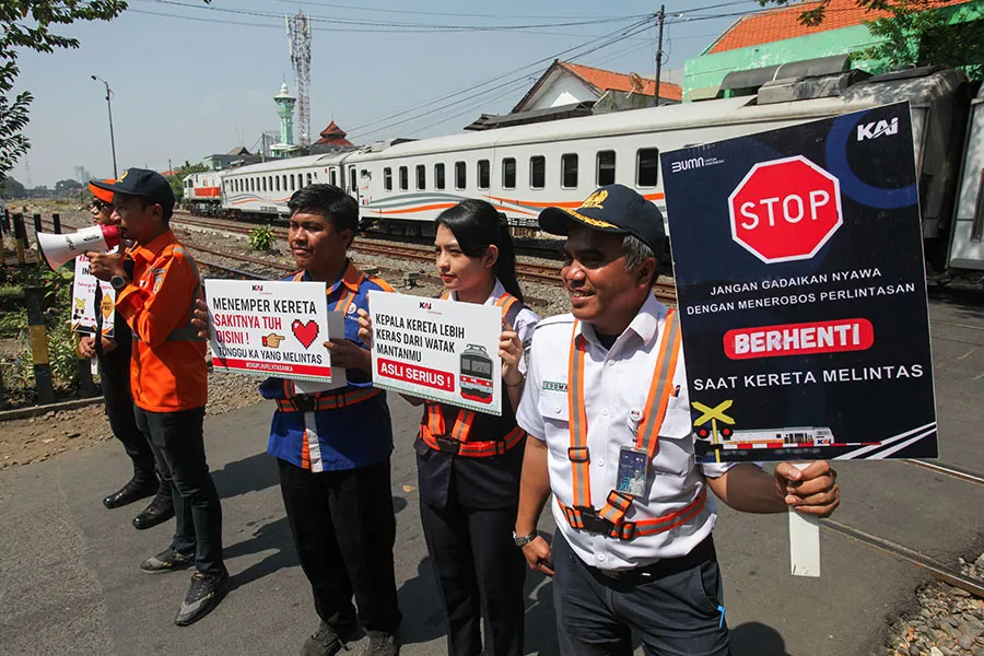Keselamatan di Perlintasan Kereta