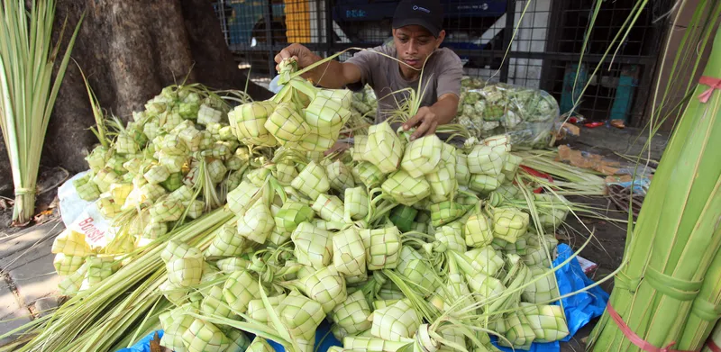 Ketupat Qunutan Jangan Mati Obor