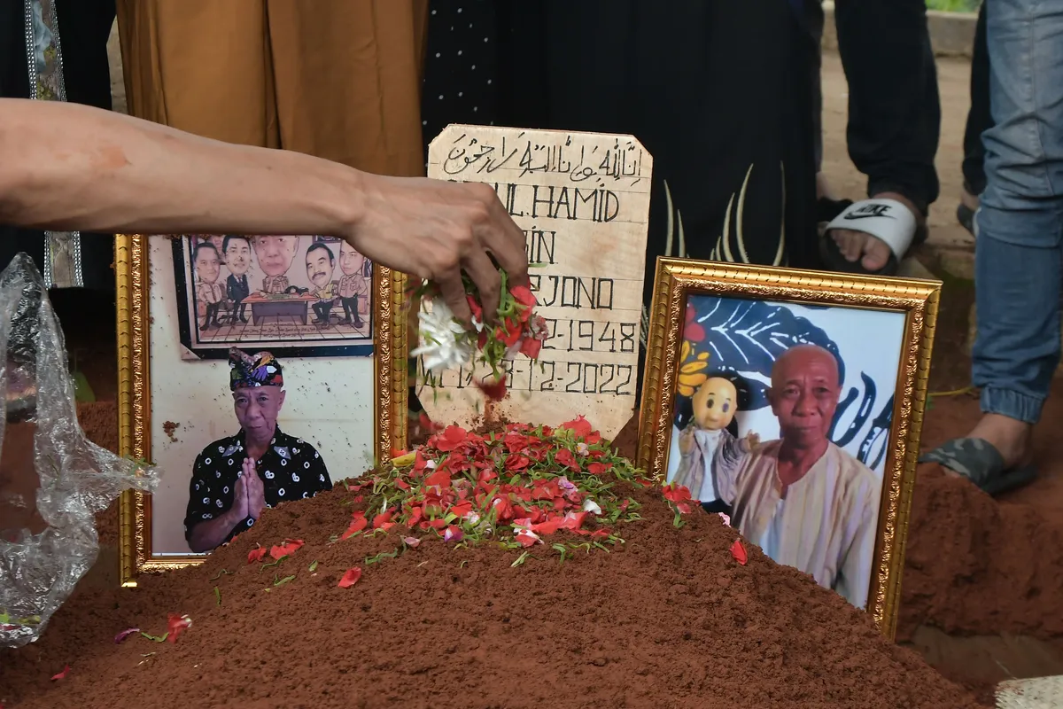 Pemakaman Pemeran Pak Ogah dalam Serial Film Unyil